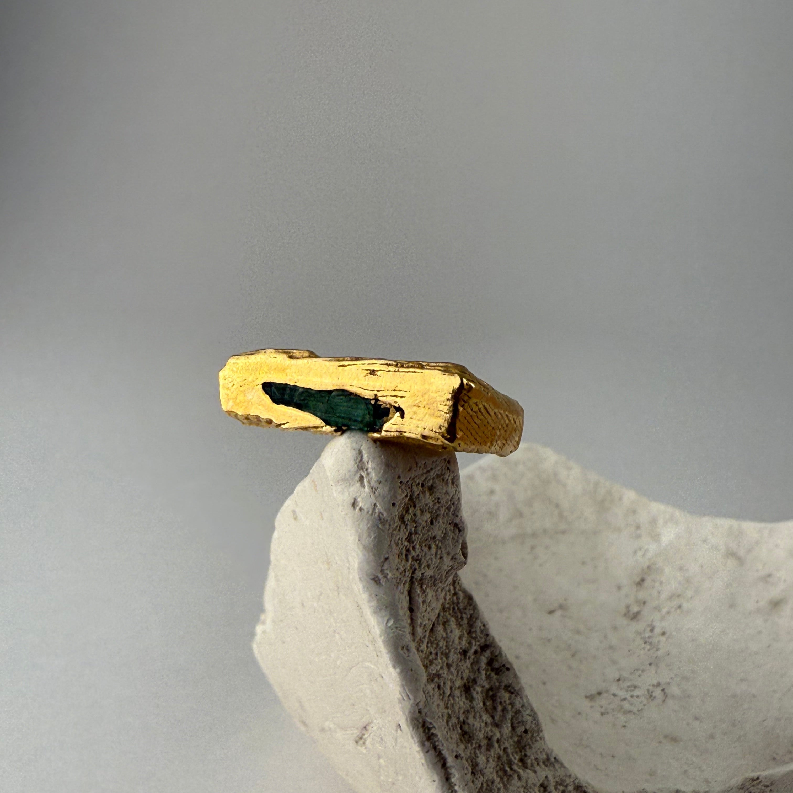 BAXTER LII SIGNET RING | Jayne Fowler