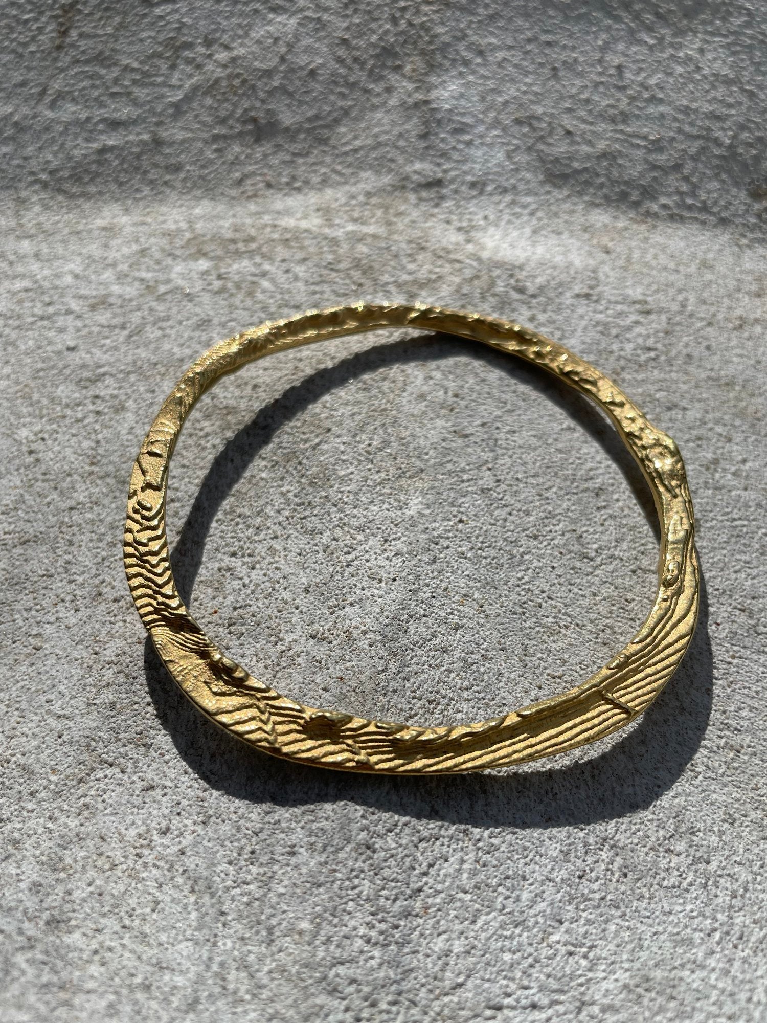 LARGE BANGLE | Jayne Fowler